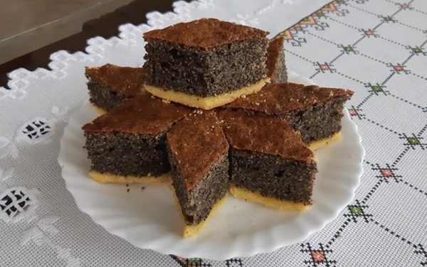 Святковий маківник "Макова слойка". Спробуйте - і він стане вашим ...